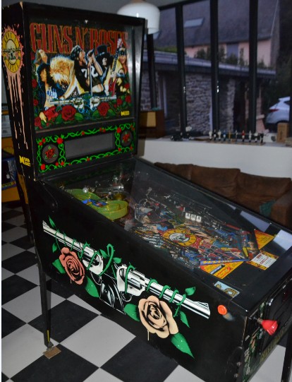 FLIPPER GUNS N' ROSES - Happy Tronic